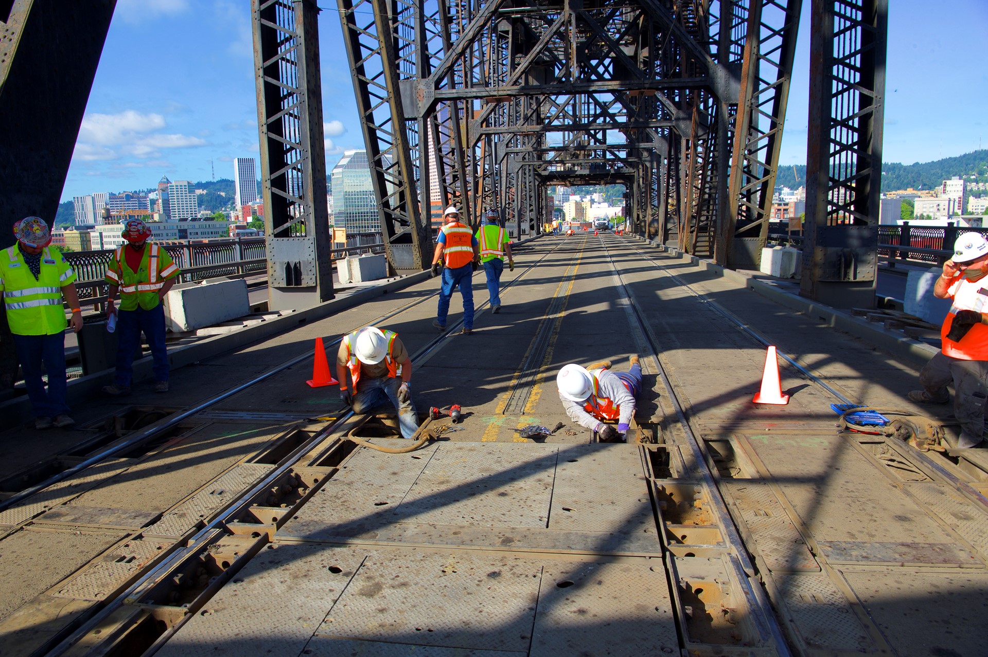 Steel Bridge Signals and Communications | MRS